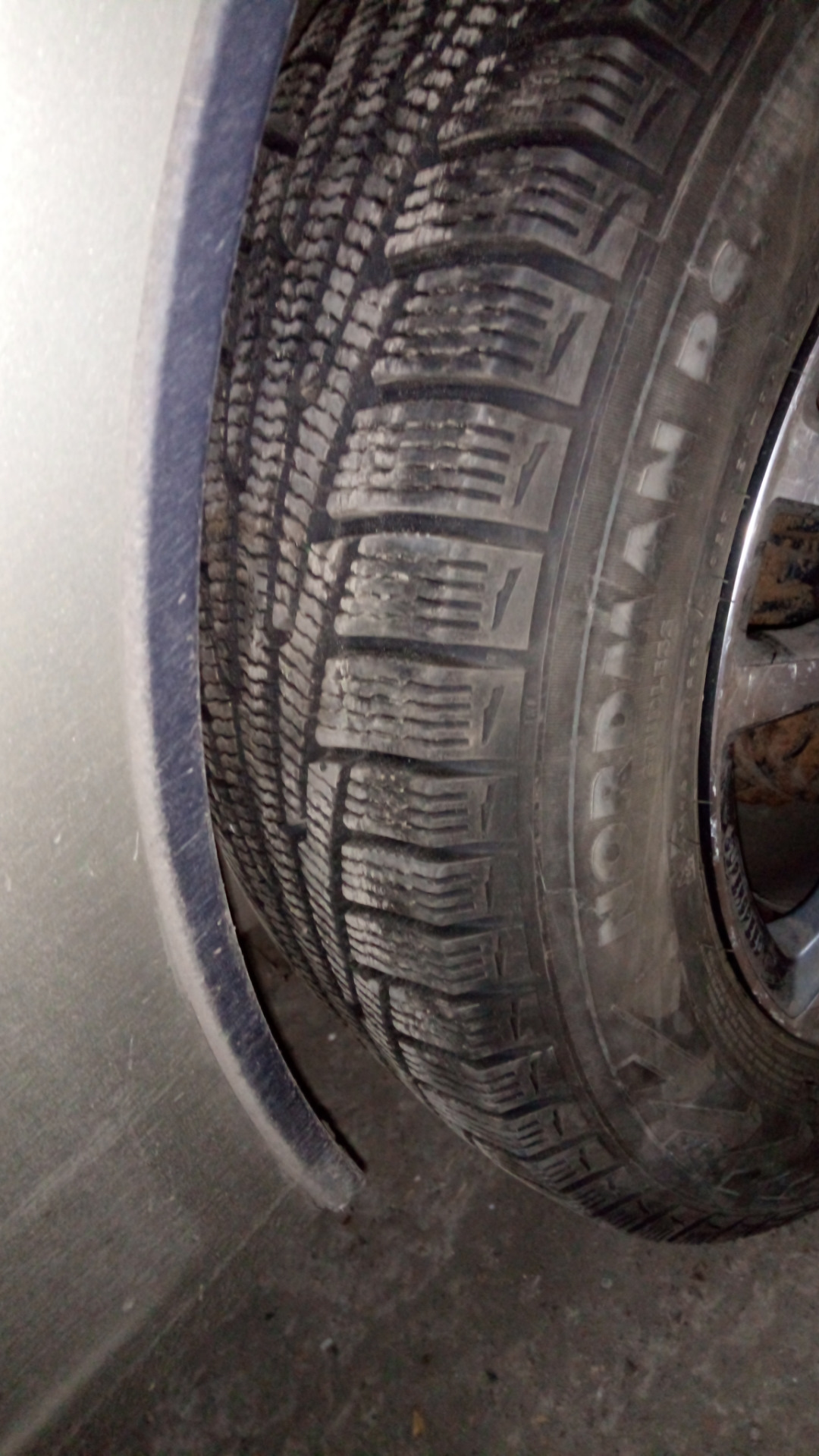 …решил переобуться — Lada Ларгус, 1,6 л, 2014 года | шины | DRIVE2