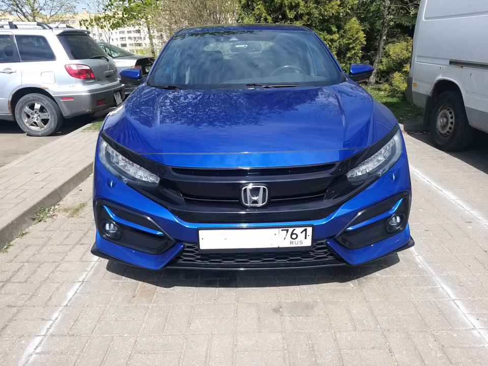 #28 Заглушки в бампер — Honda Civic 5D (10G), 1,5 л, 2018 года ...