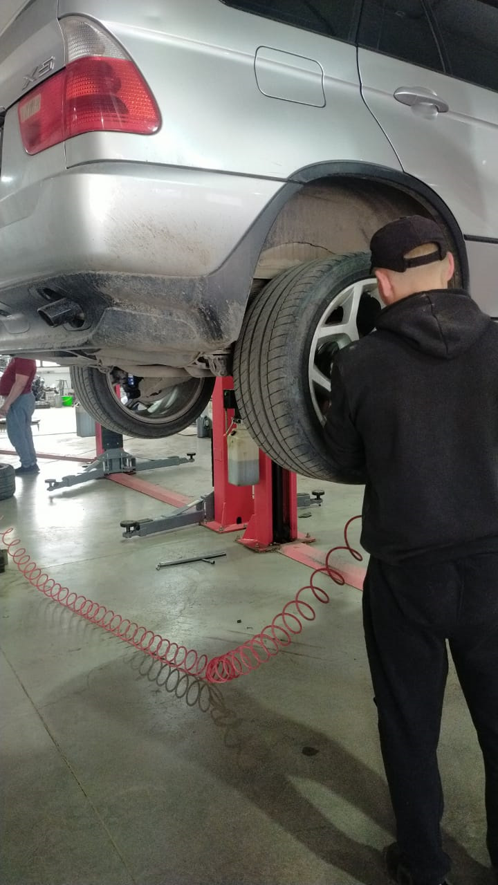 Запись№10-Замена уплотнительных прокладок пружин. — BMW X5 (E53), 3 л ...