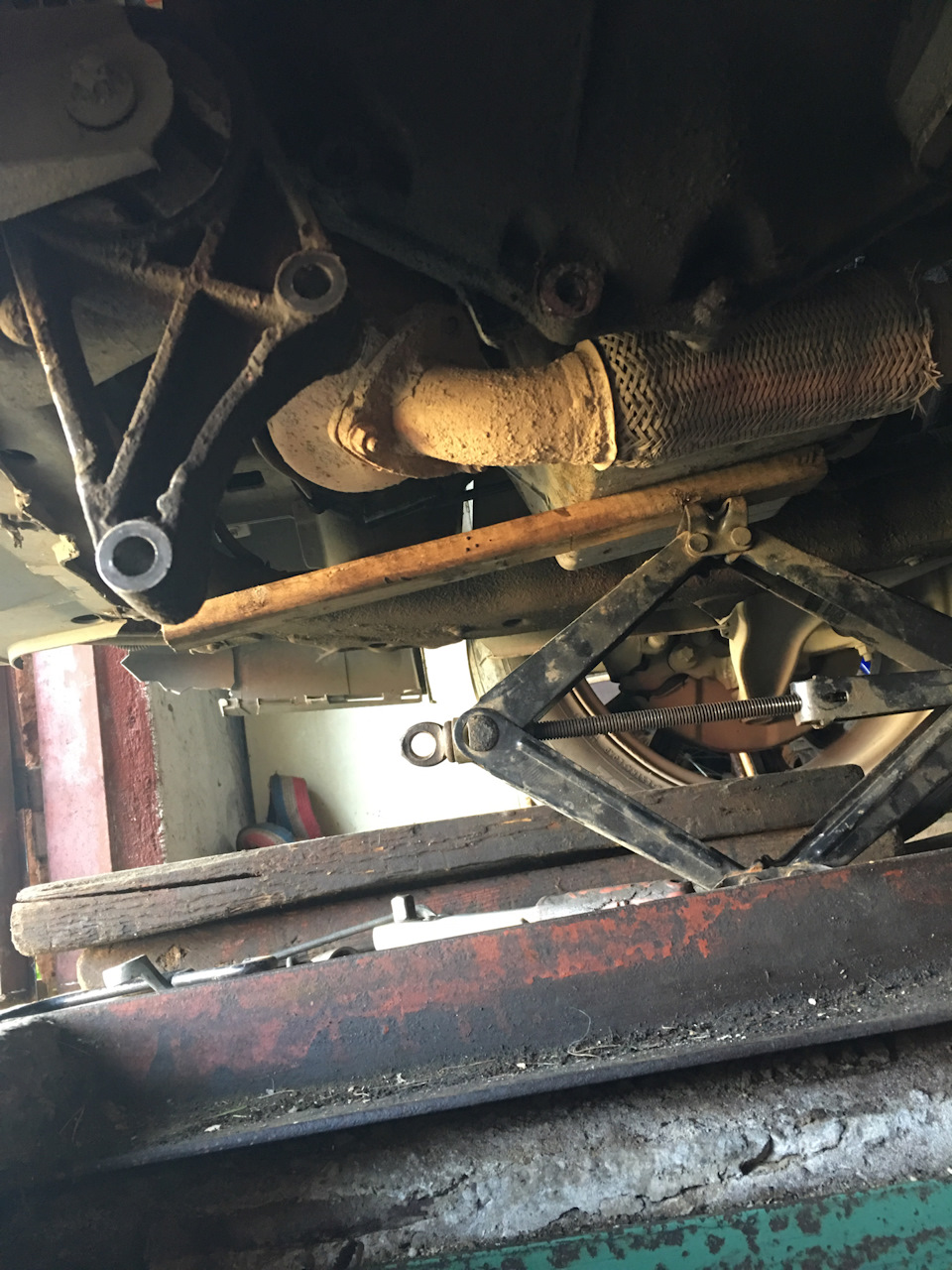 Замена прокладок коробки F 17 — Opel Vectra C, 1,8 л, 2007 года ...