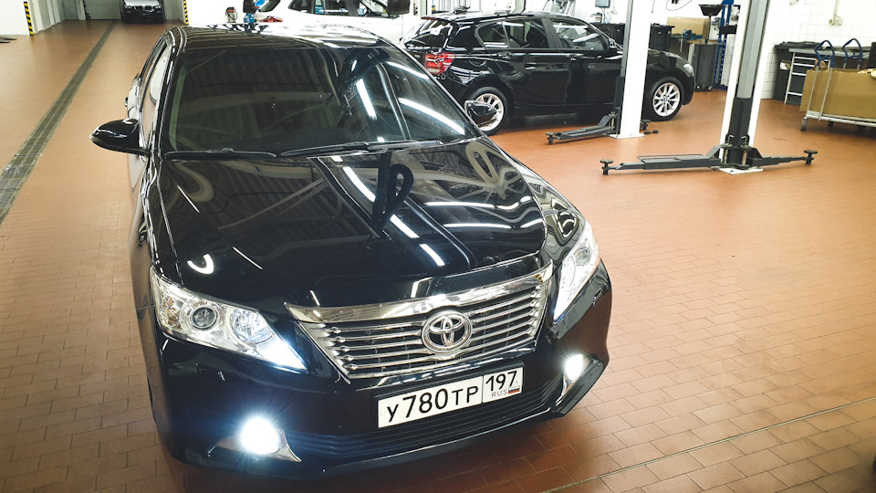 Тонировка лобового стекла — Toyota Camry (XV50), 3,5 л, 2012 года ...