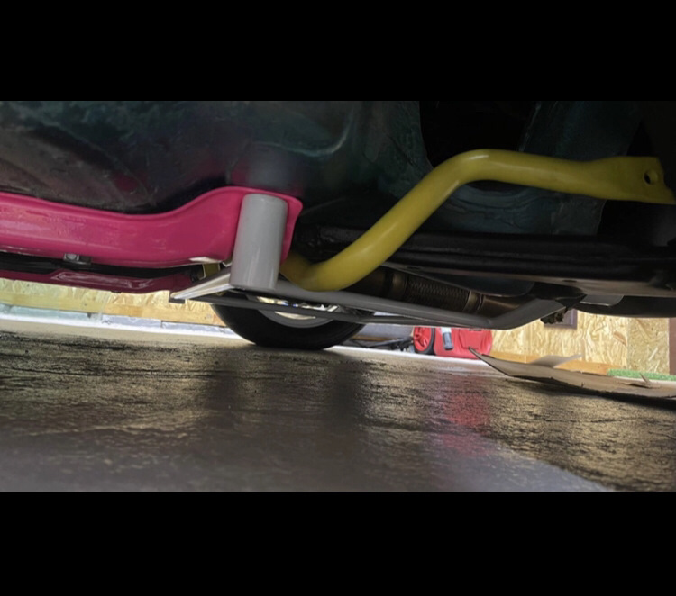 [20] Ultra Racing 4-point Front H-Brase — Toyota Starlet (90), 1,3 л ...