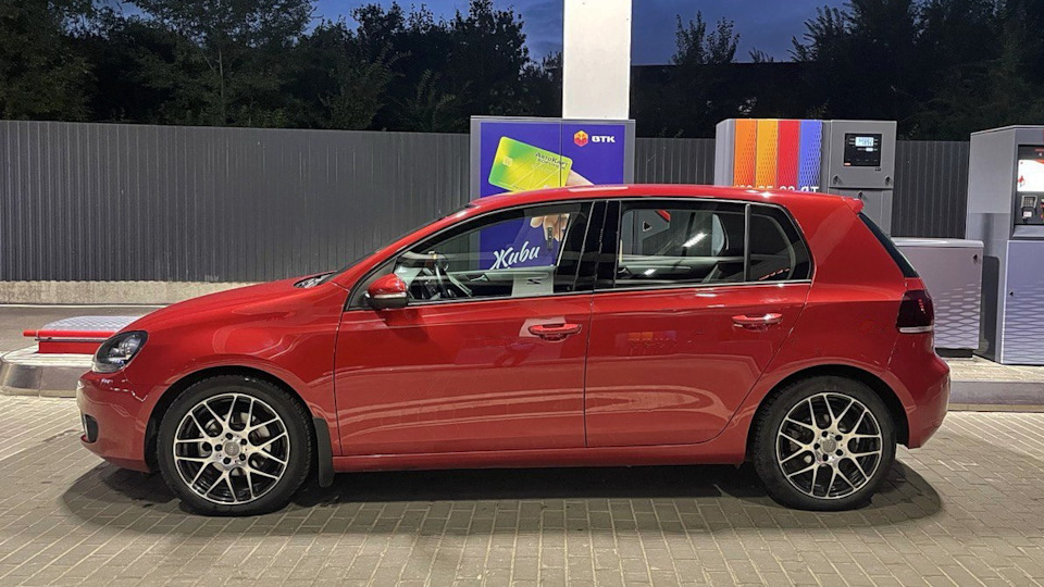 Volkswagen Golf Mk6 1.6 бензиновый 2012 | на DRIVE2