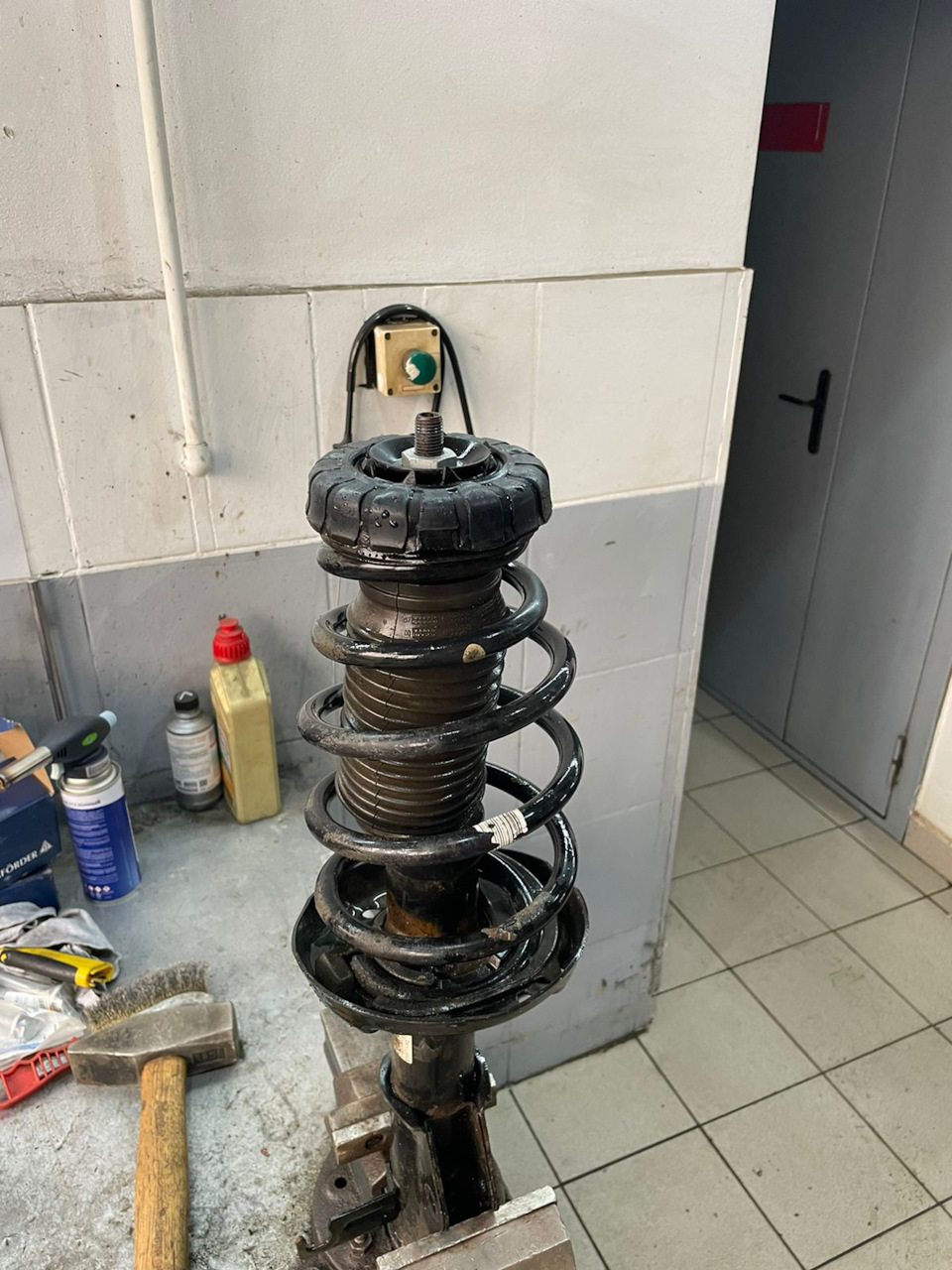 Ремонт подвески, теплообменника, замена ступицы и масла. — Opel ...