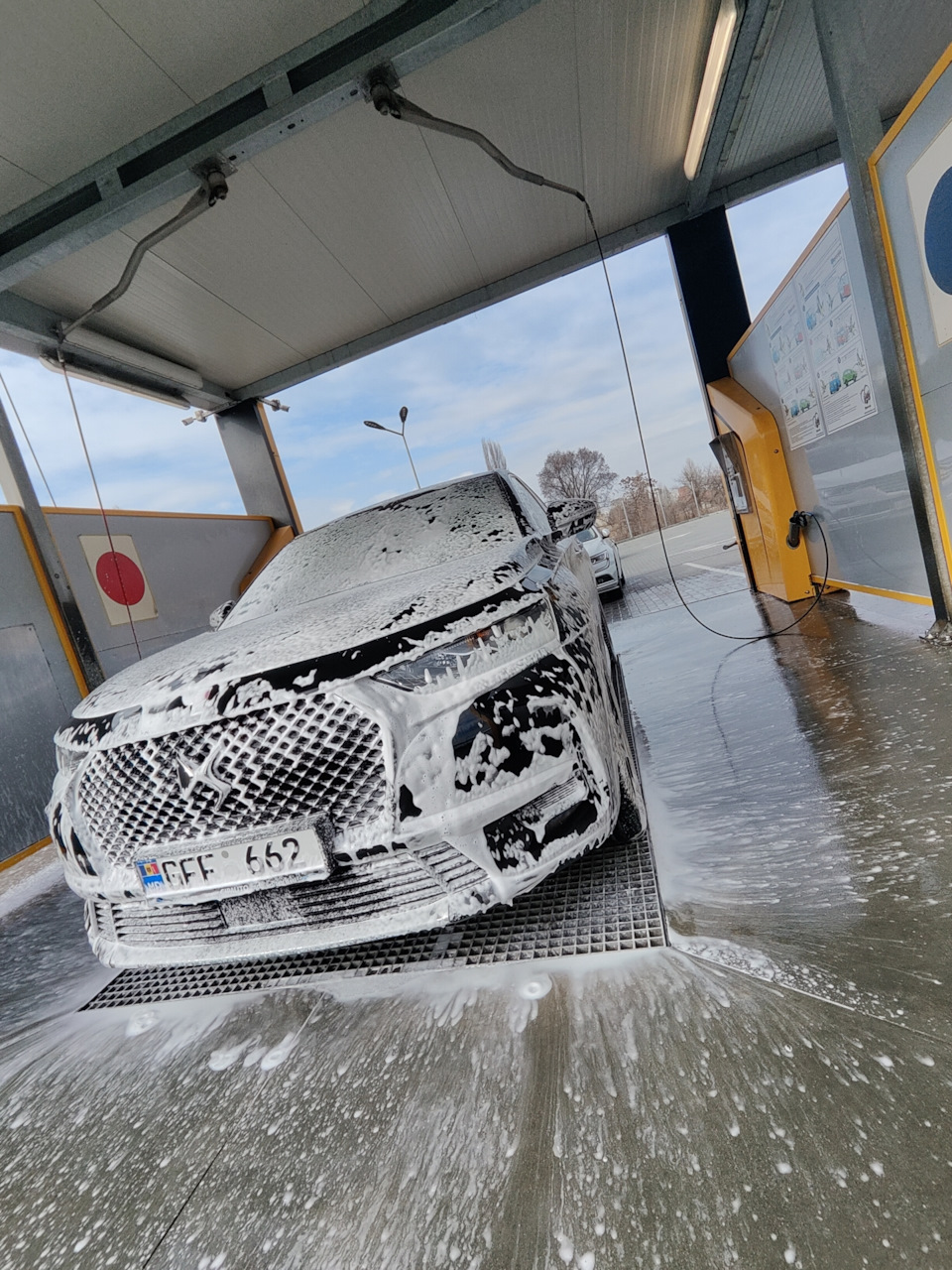 Первая мойка после покупки — Ds 7 Crossback 1 5 л 2019 года мойка