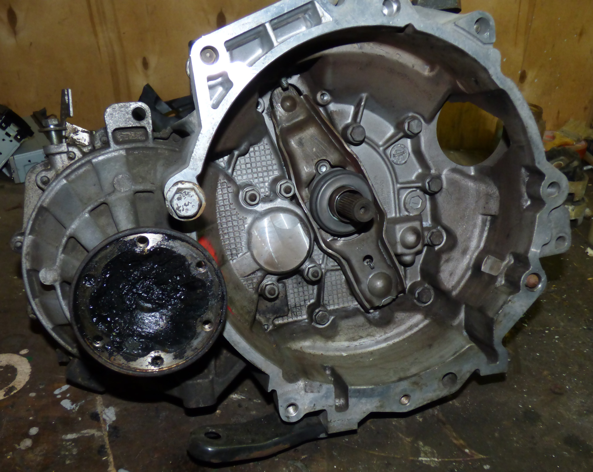 Замена МКПП VAG (MQ200 на MQ250 (1,4TSI CAXA) — Volkswagen Eos, 1,4 л ...