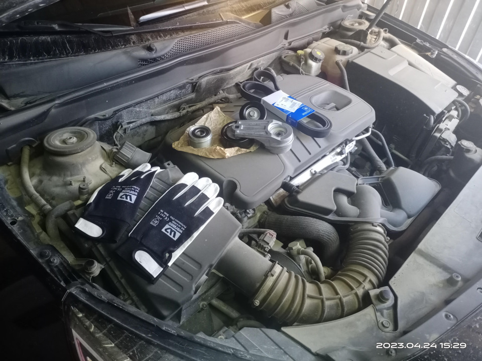 Замена натяжителя ремня LE9 — Chevrolet Malibu (8G), 2,4 л, 2013 года ...