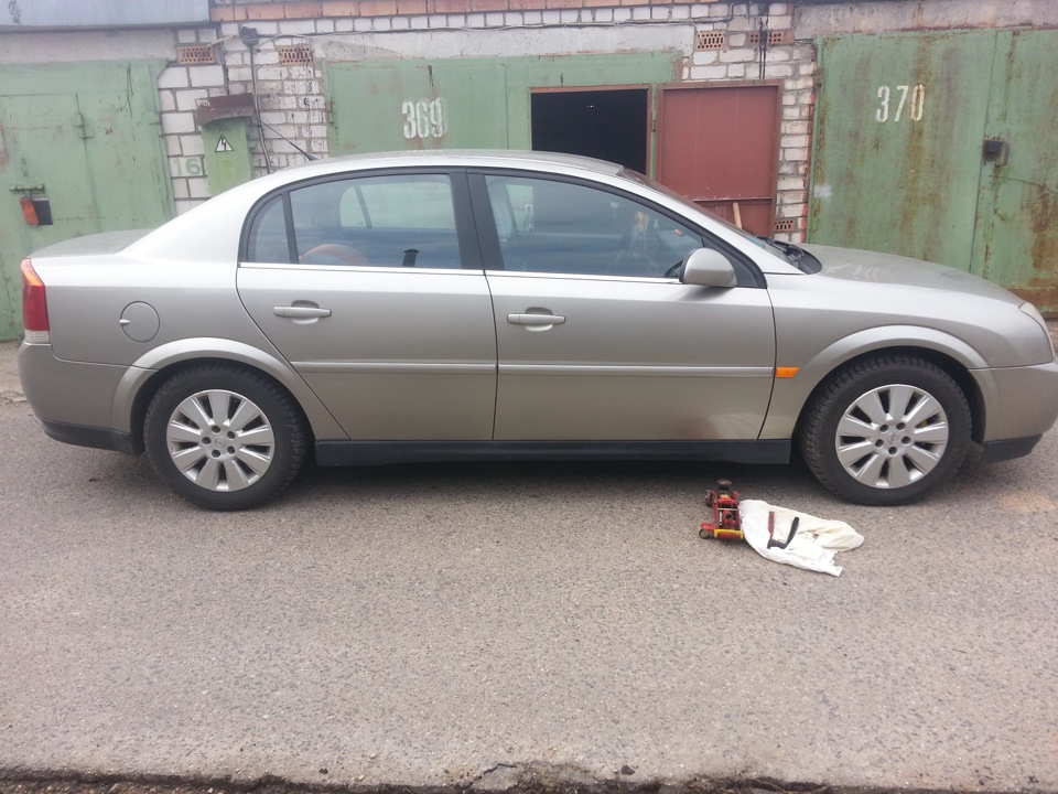 Переобулись — Осень — Зима — Opel Vectra C, 2,2 л, 2003 года | шины | DRIVE2