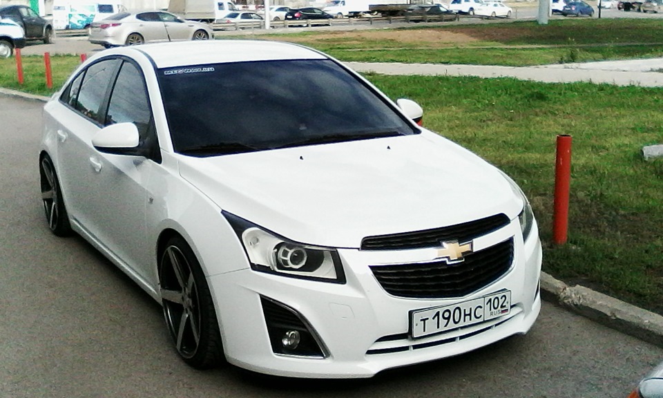 Help!=) Куплю решетку радиатора! — Chevrolet Cruze (1G), 1,8 л, 2013 ...