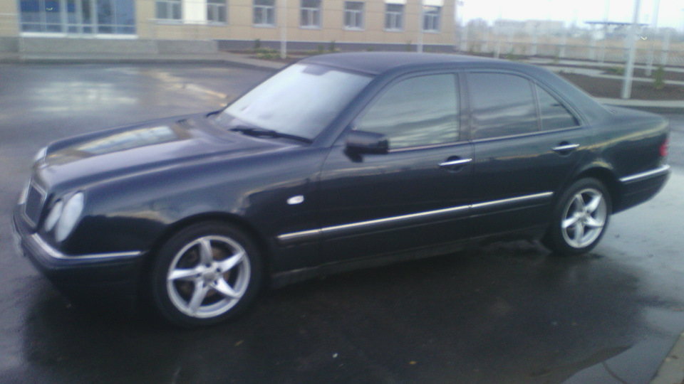 Ищу крышки ПТФ — Mercedes-Benz E-Class (W210), 2 л, 1996 года ...