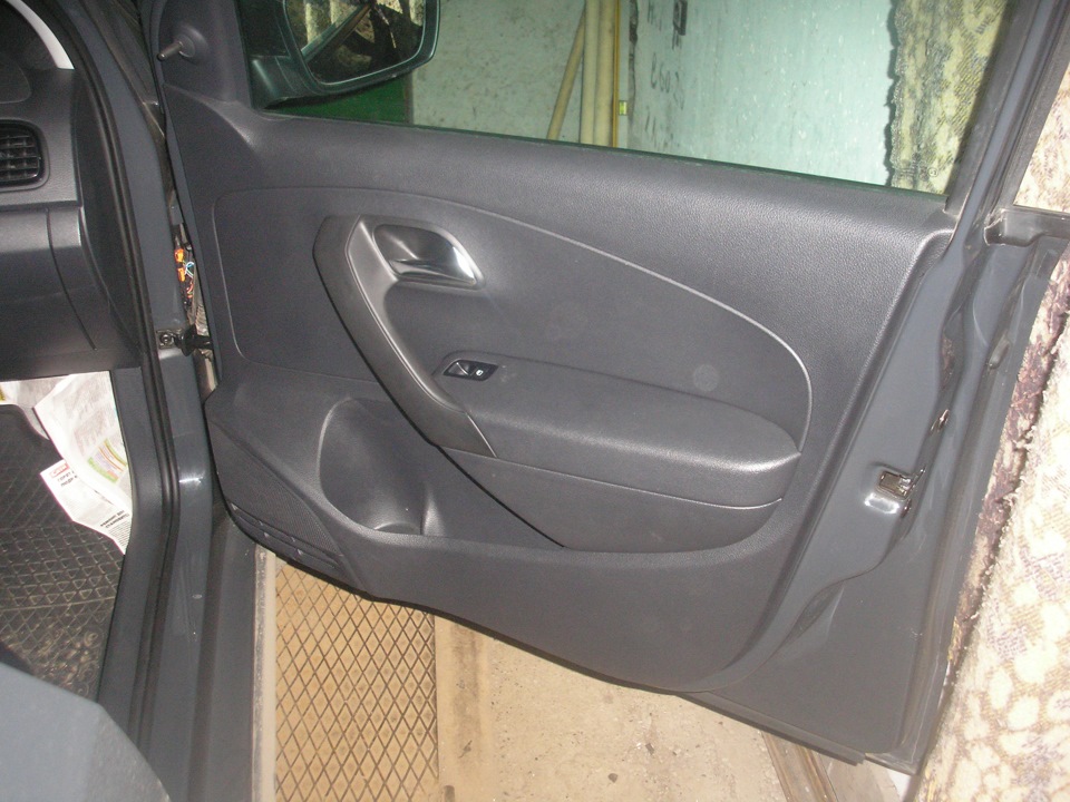 Vw polo. Установка урал АК74.С и шумоизоляция дверей — DRIVE2