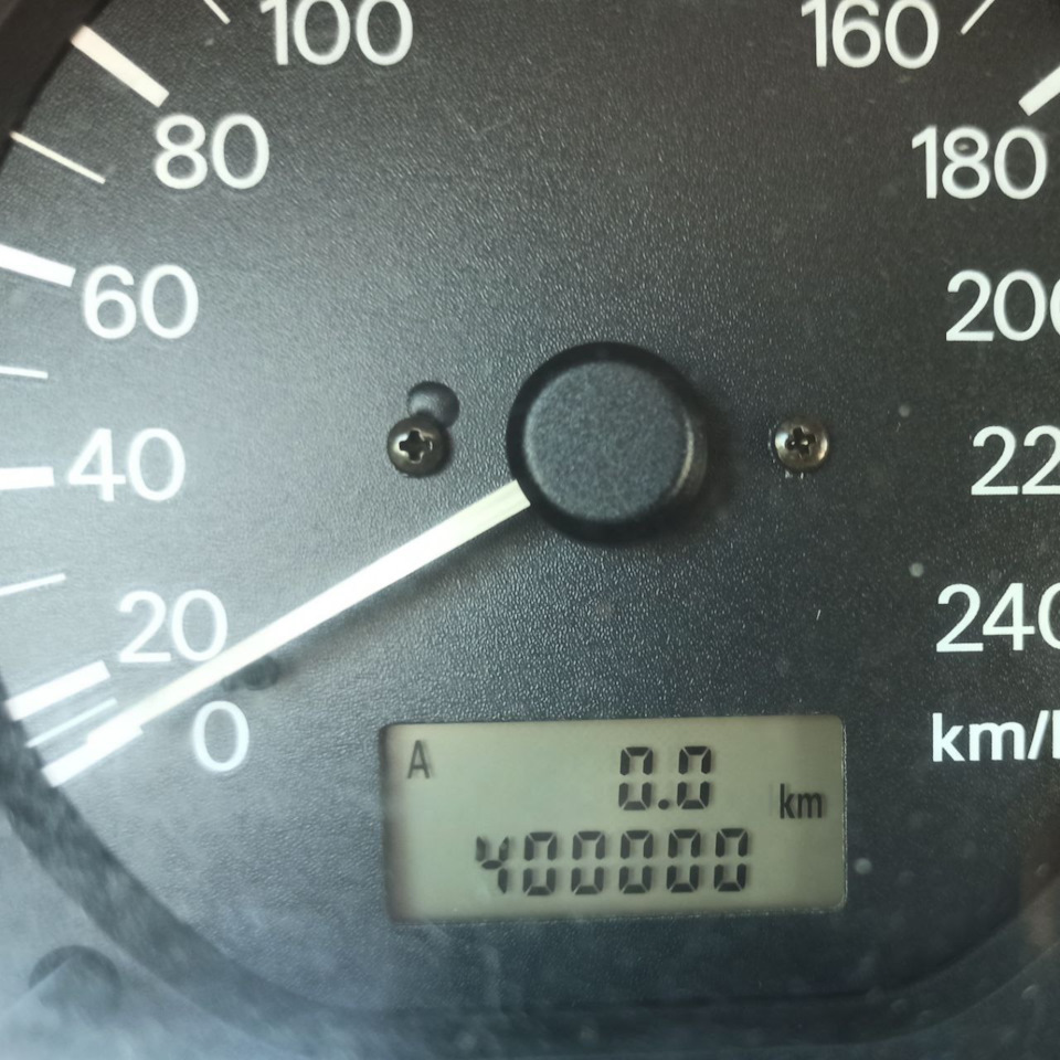 Очередной юбилей))) — Mitsubishi Carisma, 1,6 л, 2003 года | просто так ...