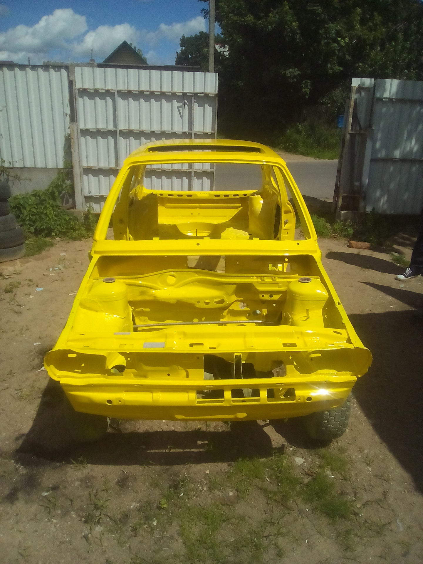 слегка освежили кузов — Audi 50, 1,1 л, 1976 года | кузовной ремонт | DRIVE2