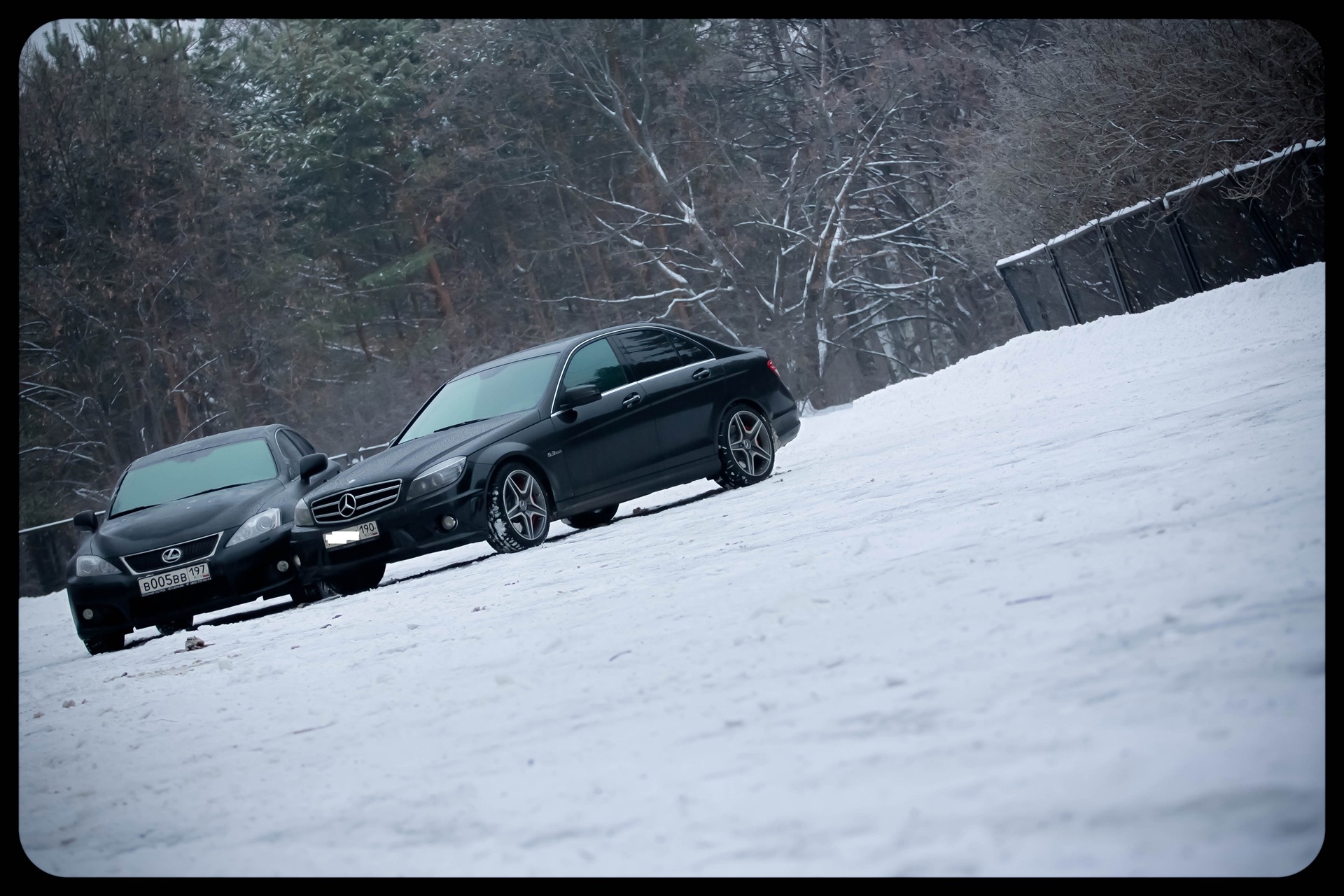 IS-F versus C63 — Lexus IS-F, 5 л, 2010 года | фотография | DRIVE2