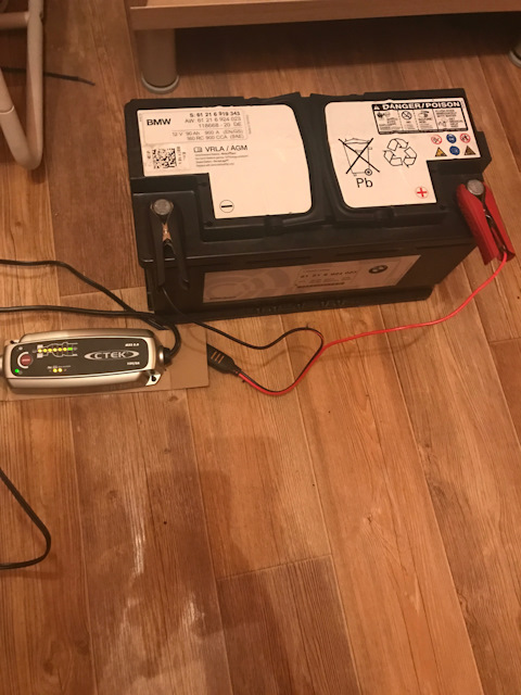 61216924023 Оригинальная акк.батарея BMW AGM BMW | Запчасти на DRIVE2