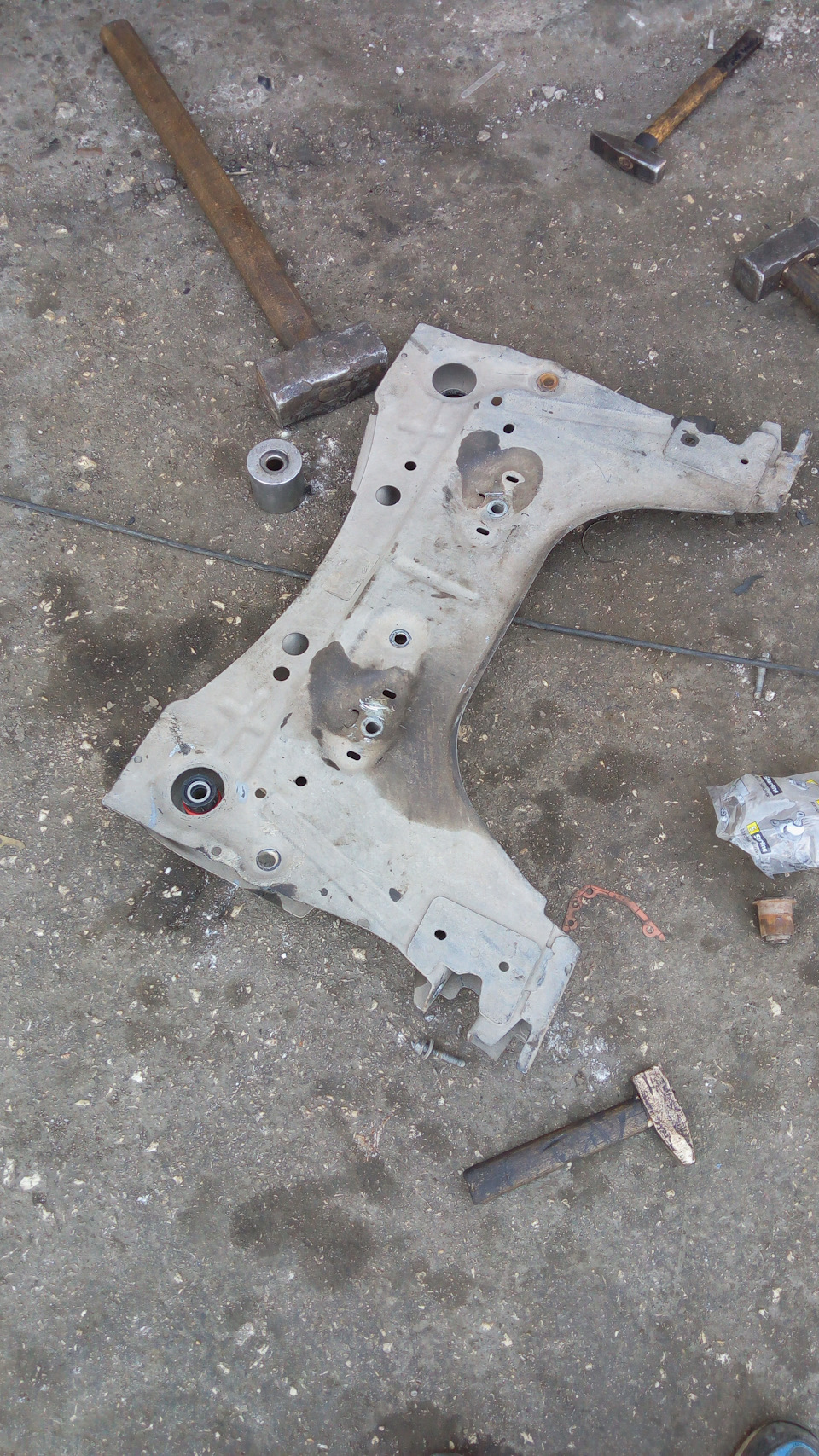 Перебрал ходовку — Renault Megane II, 1,5 л, 2004 года | визит на ...