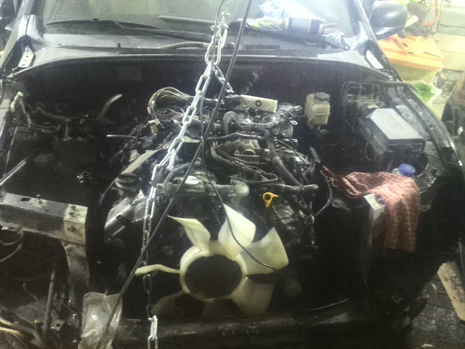 Медленно но верно первые примерки мотора vh41 — SsangYong Actyon Sports ...