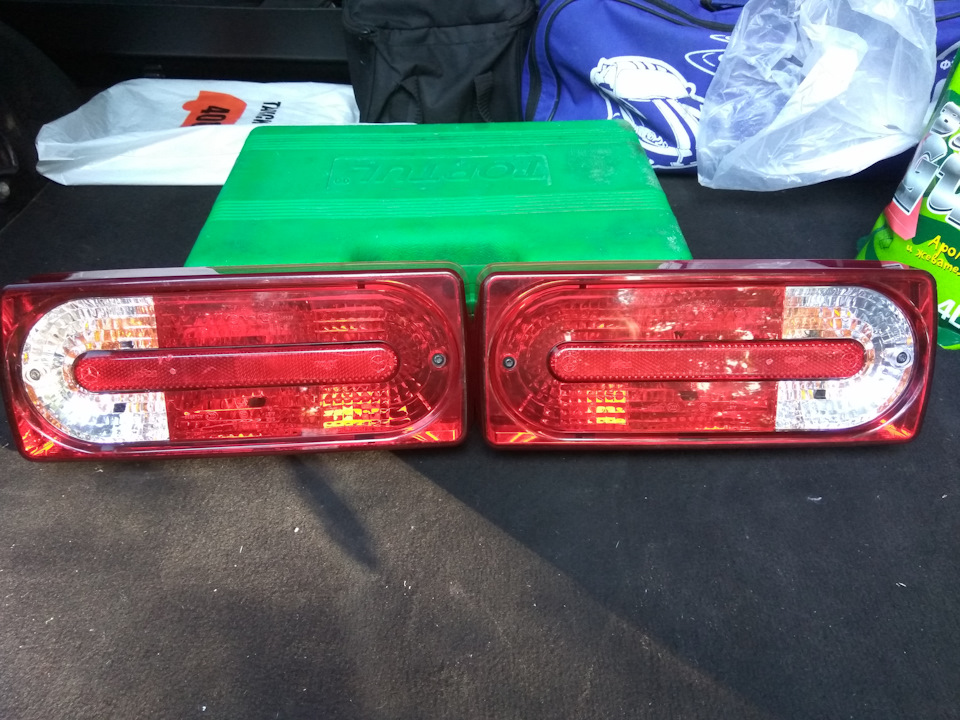 Замена задних фонарей W463 на рестайлинговые. — Mercedes-Benz G-Class ...