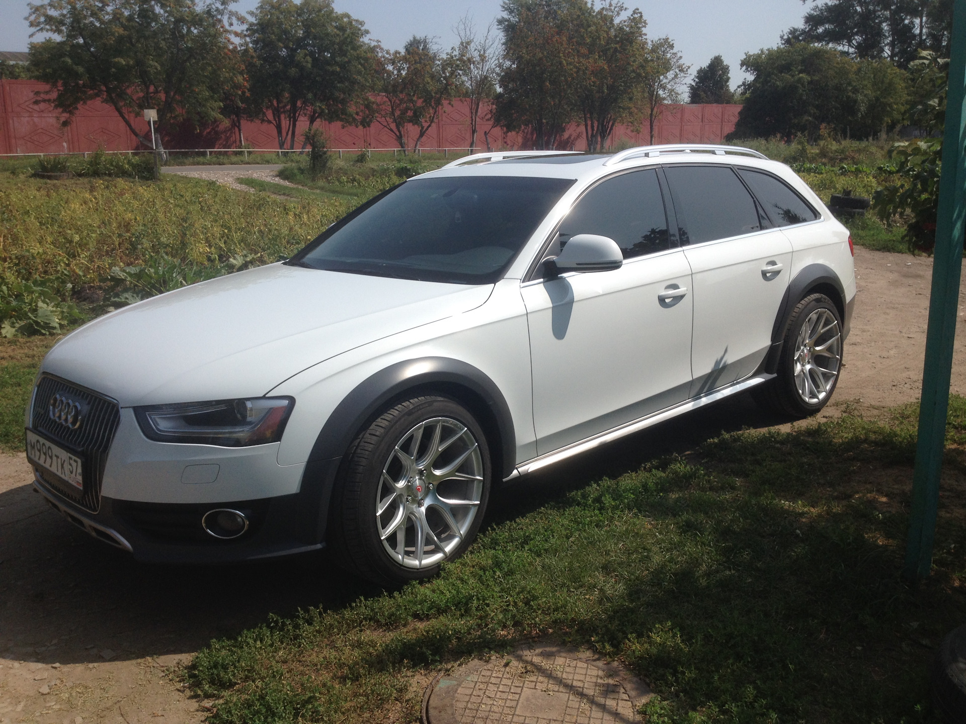 Небольшие изменения внешнего вида))) — Audi A4 Allroad (B8), 2 л, 2012 года | стайлинг | DRIVE2