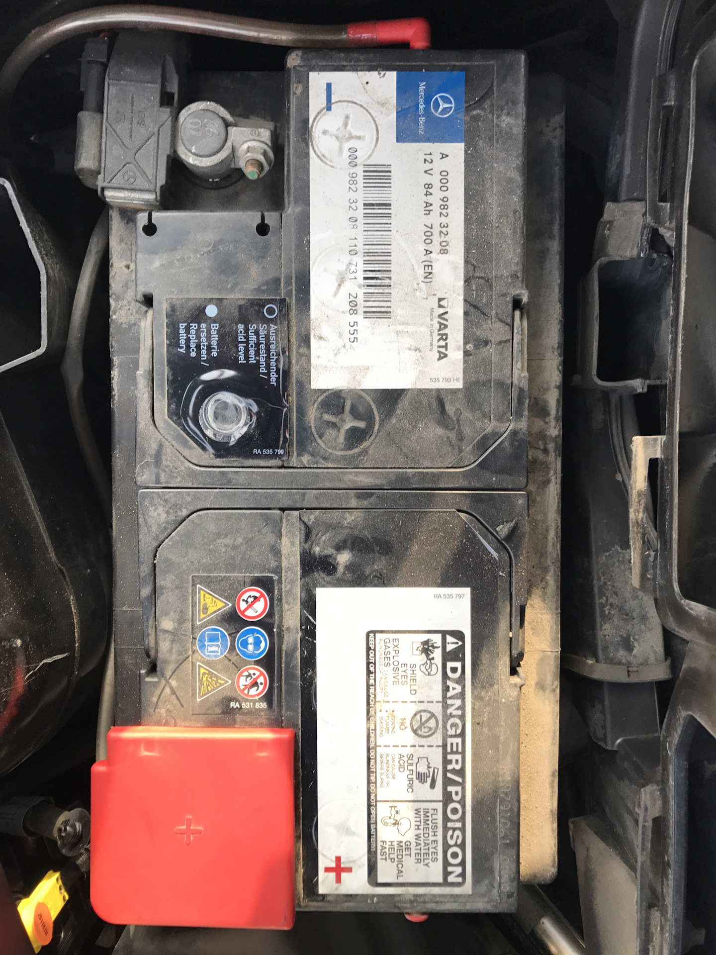 VARTA — 10 лет — Mercedes-Benz C-Class (W204), 2,5 л, 2007 года ...