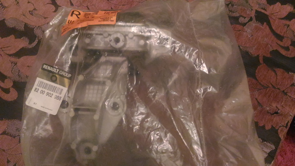 8200902955 Опора двигателя RENAULT | Запчасти на DRIVE2