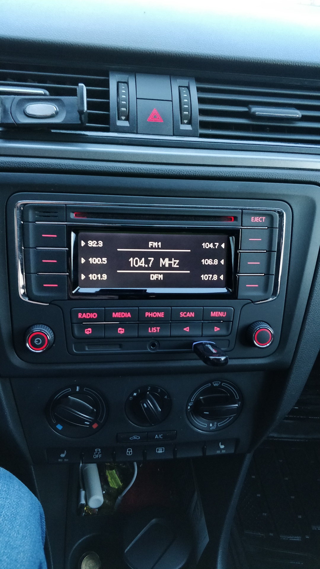 RCN-210 (RCD320 c BT) — Skoda Rapid (1G), 1,6 л., 2016 года | автозвук ...