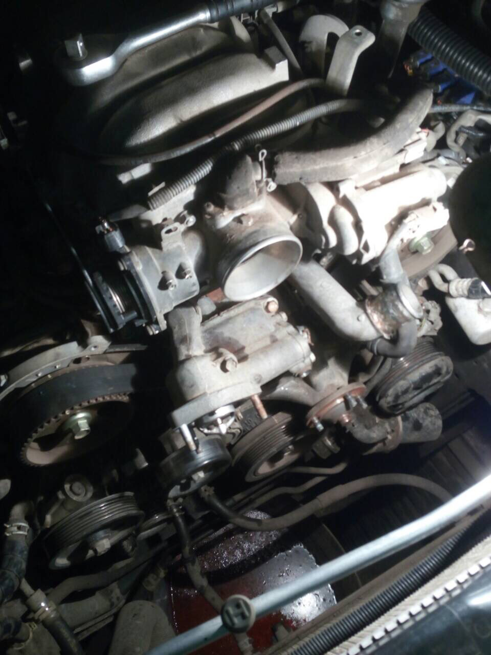Замена сальника коленвала, прокладок корпуса термостата… — Toyota Land ...