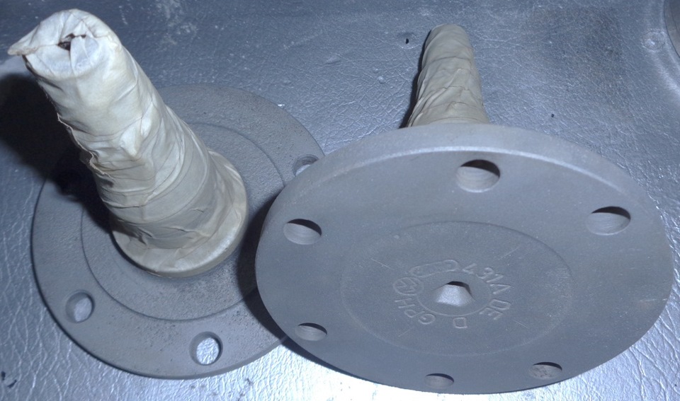 Ремонт тормозной системы (зад) ч.1 — Audi 100 (C3), 2 л, 1990 года ...