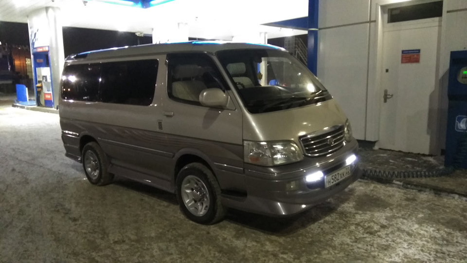 Конец еще одной истории. — Toyota HiAce (H100), 3 л, 2000 года ...