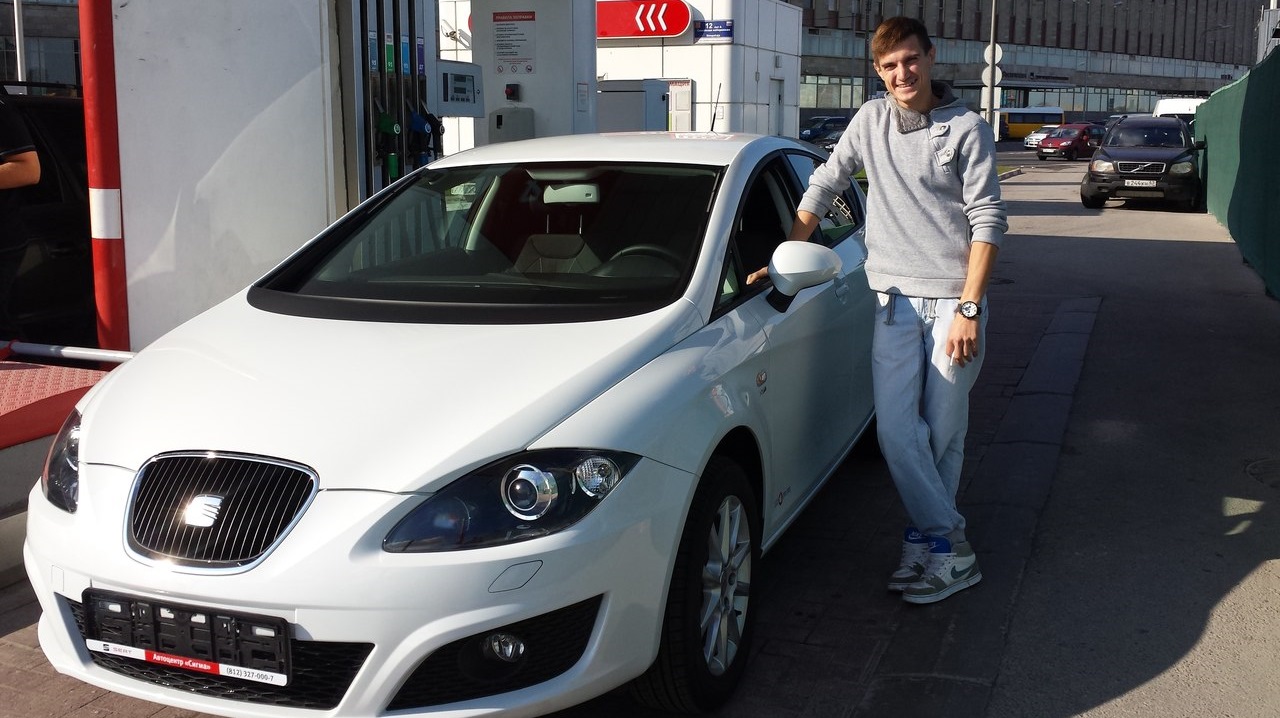 SEAT Leon (Mk II) 1.4 бензиновый 2012 | ☆WHITE MURDOCK★ на DRIVE2