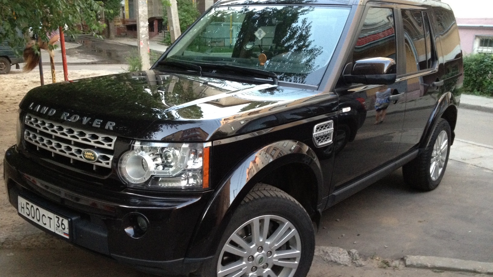 Land Rover Discovery IV 3.0 дизельный 2010 | ɹʎdɓ ņıqнdǝʚ на DRIVE2