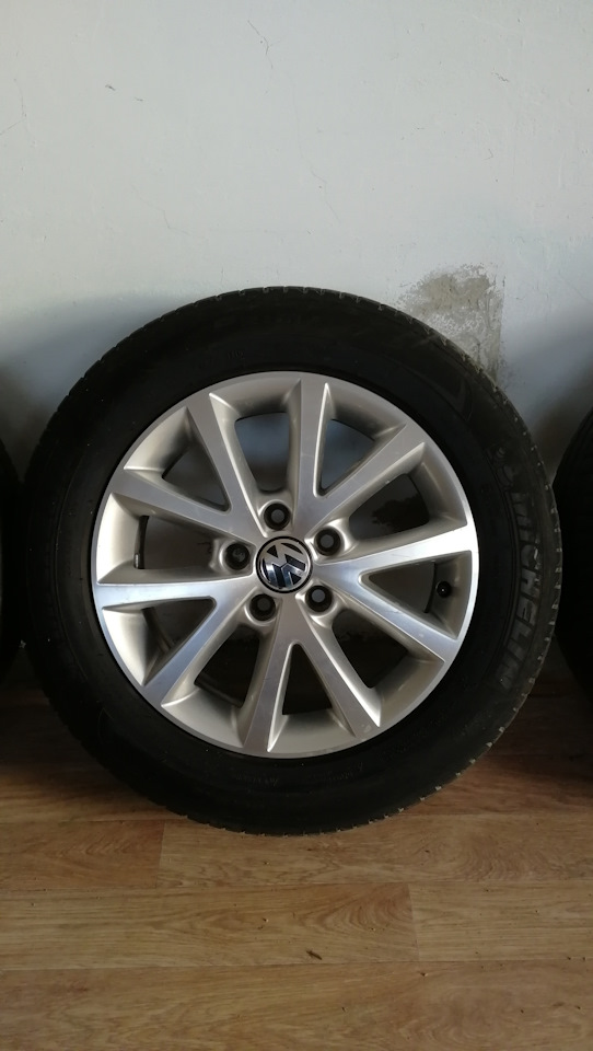 Шины летние Michelin 205/60 R16, литые диски 6,5Jx16 ET50 5x112 на ...
