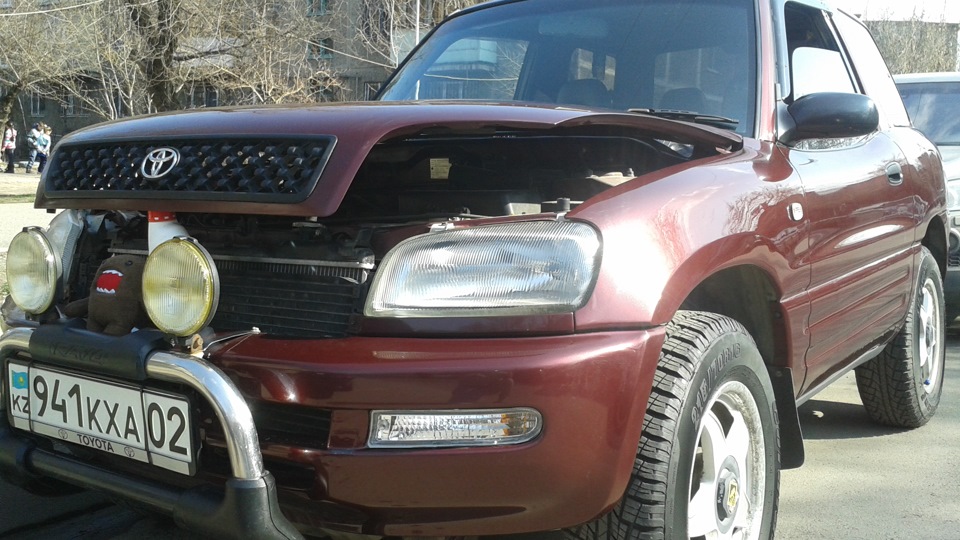 Амортизаторы — Toyota RAV4 (I), 2 л, 1994 года | запчасти | DRIVE2
