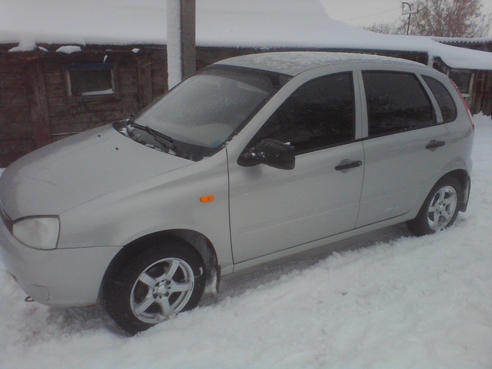Пол года спустя — Lada Калина Хэтчбек (1G), 1,6 л, 2011 года | мойка ...