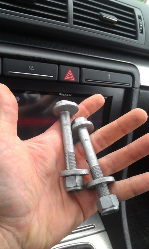 WHT002262 БОЛТ РАЗВАЛЬНЫЙ AUDI A4 (01-08), AUDI R8 (07-15), SEAT EXEO ...