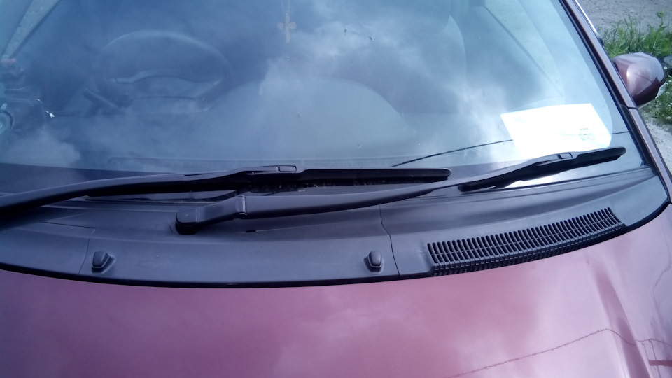 Гибридные дворники — Toyota Vitz (90), 1 л., 2010 года | аксессуары ...