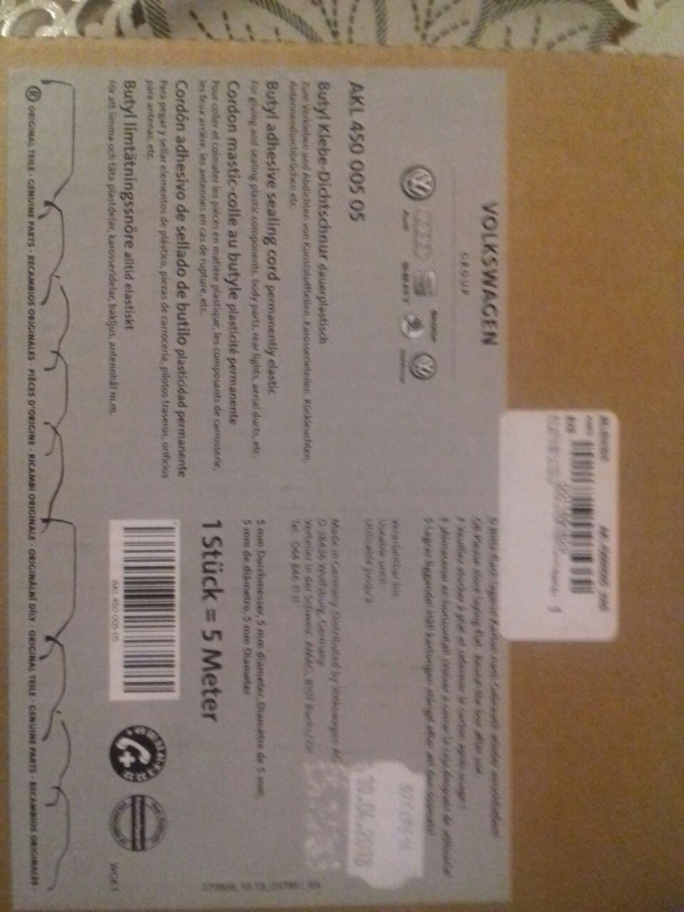 AKL45000505 Уплотнитель крыла VAG | Запчасти на DRIVE2