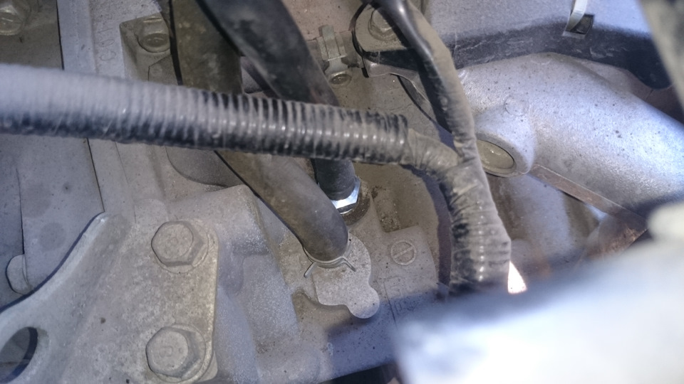 PCV клапан, так все же должен болтаться или нет — Subaru Forester (SH ...