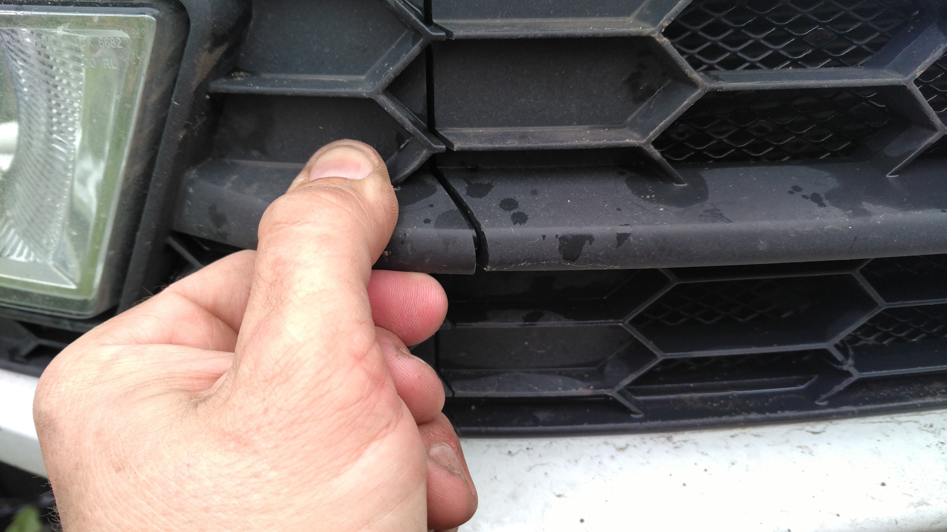 Да будет свет! Установка штатного ксенона (часть 2). — Skoda Rapid (1G ...