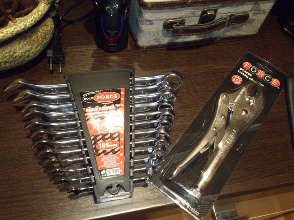 Приобрёл инструмент — Audi 90 (B2), 2,2 л, 1985 года | другое | DRIVE2