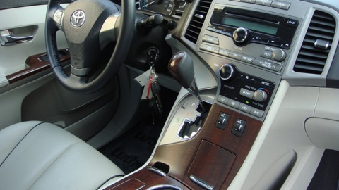 Toyota Venza (1G) 2.7 бензиновый 2010 | White Crystal Murmansk на DRIVE2