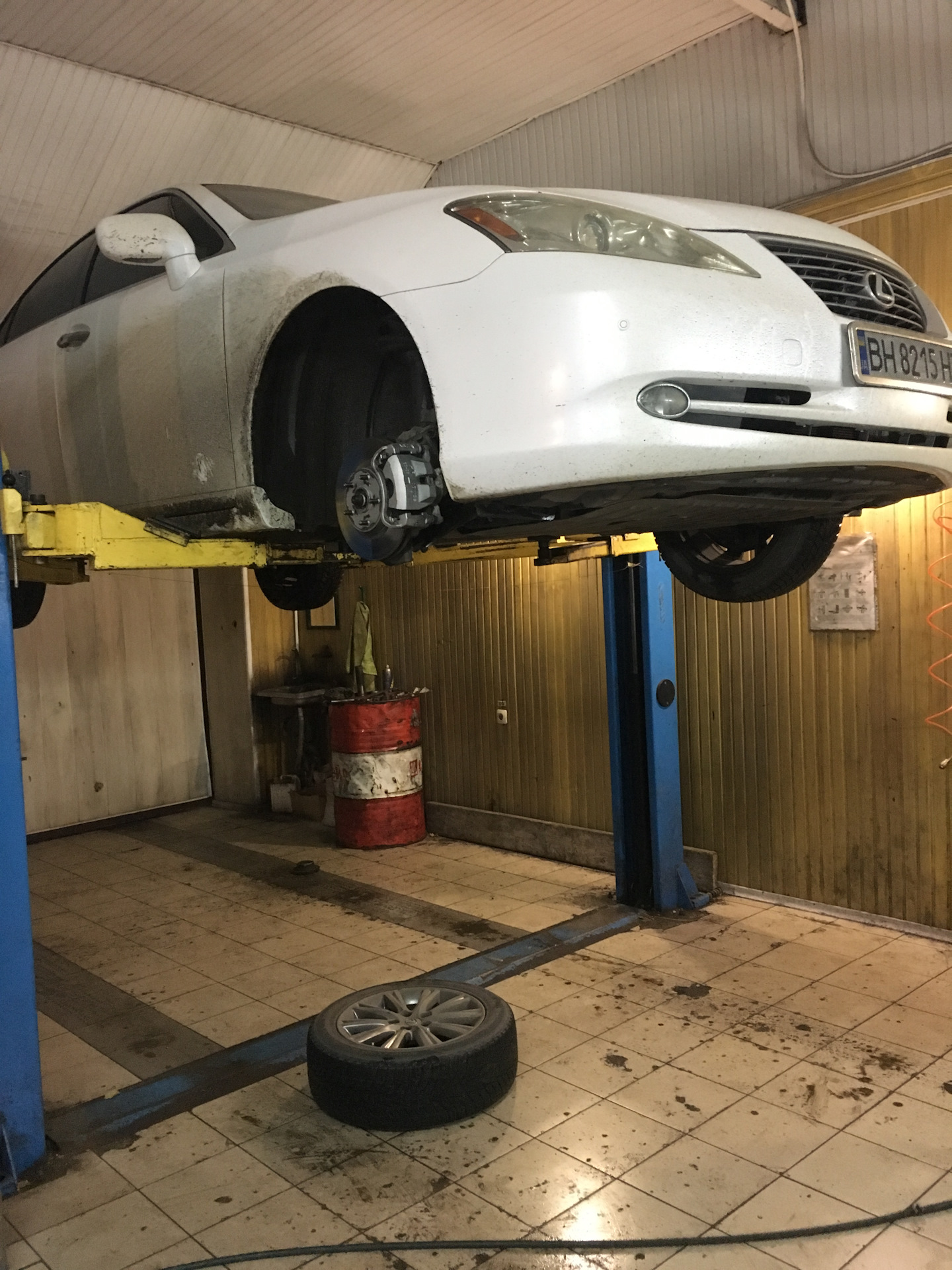 Замена : Втулки стабилизатора по кругу и пыльник шарнира ! — Lexus ES ...