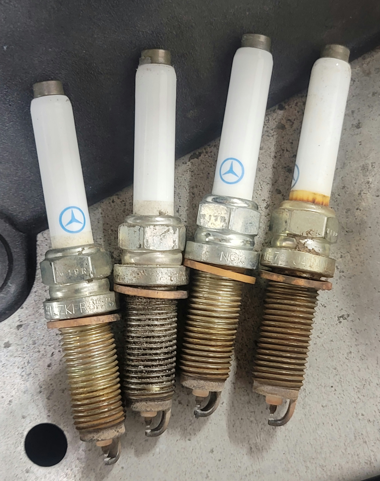 Чек, замена свечей 95750 — Mercedes-Benz GLC-Class (X253), 2 л, 2019 ...