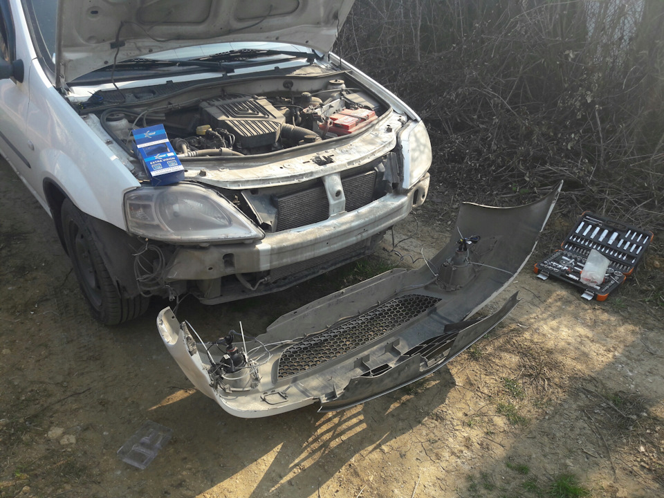 Ксенон в птф2 — Renault Logan (1G), 1,4 л, 2012 года | тюнинг | DRIVE2