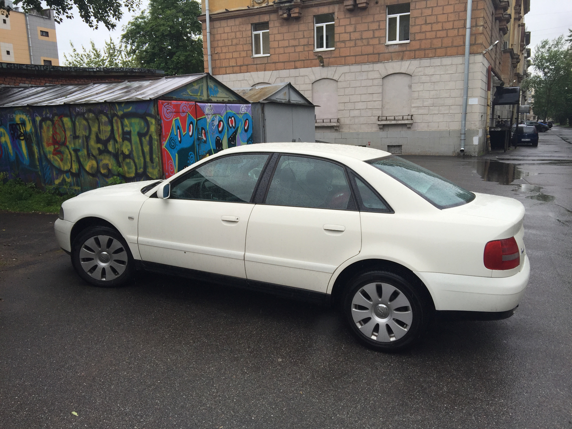 Поставил, вроде норм, мне нравится — Audi A4 (B5), 1,8 л, 1999 года ...