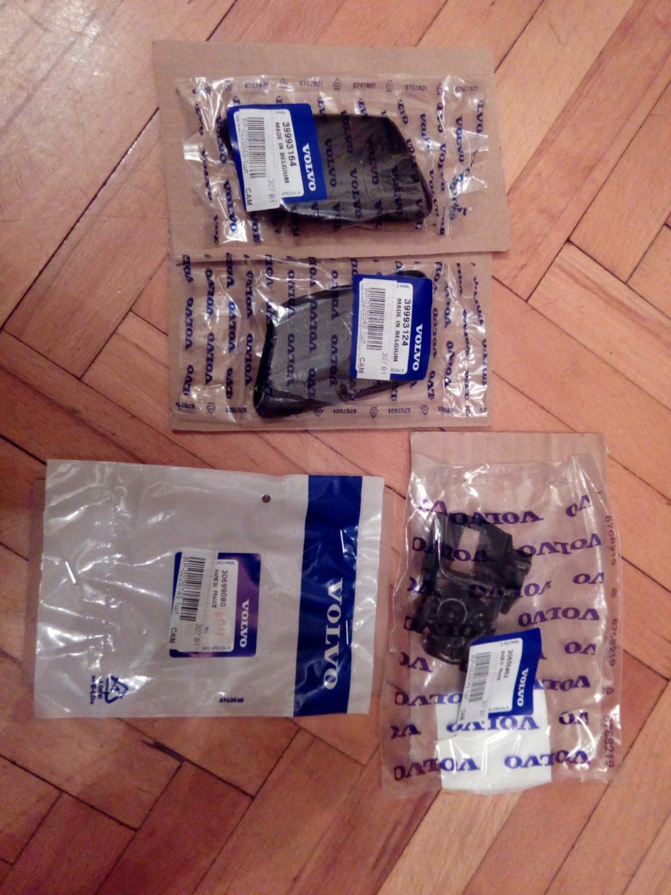 30699080 Пружина крышки омывателя Volvo | Запчасти на DRIVE2