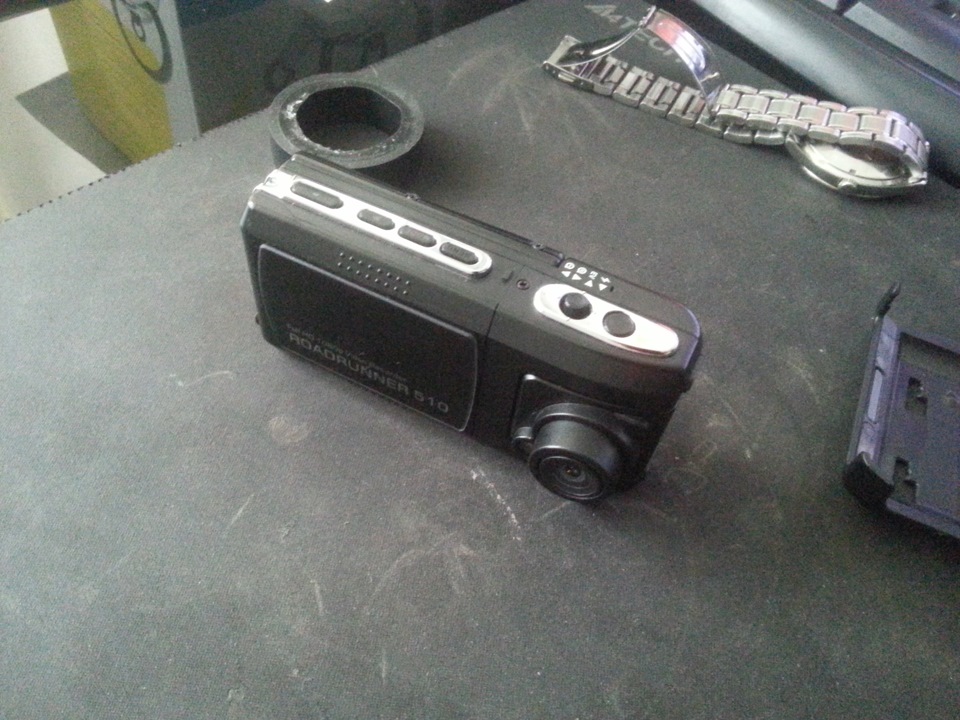 Видеорегистартор Prestigio RoadRunner 510 и Сабвуфер EDGE ED512A 900 ...