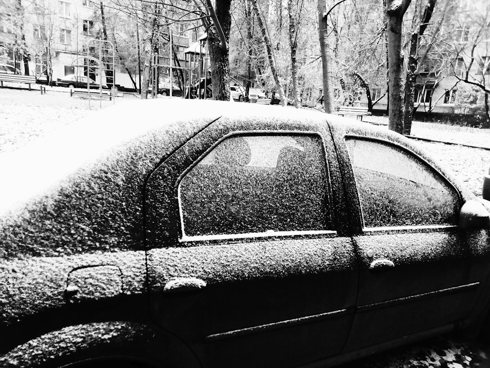 31.10.2017 одел зимние колеса — Renault Logan (1G), 1,6 л, 2009 года ...