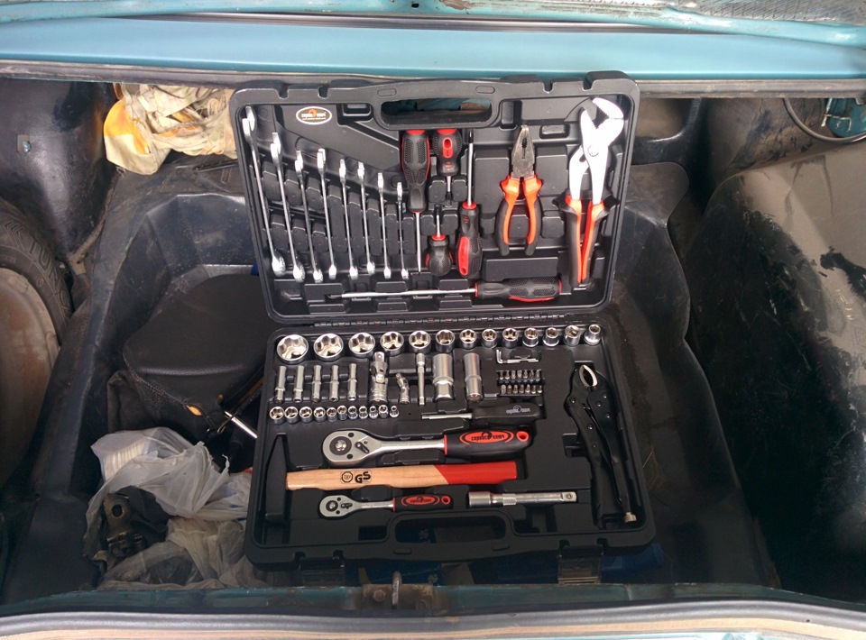 Новый набор инструментов. — Lada 21053, 1,5 л, 2003 года | аксессуары ...