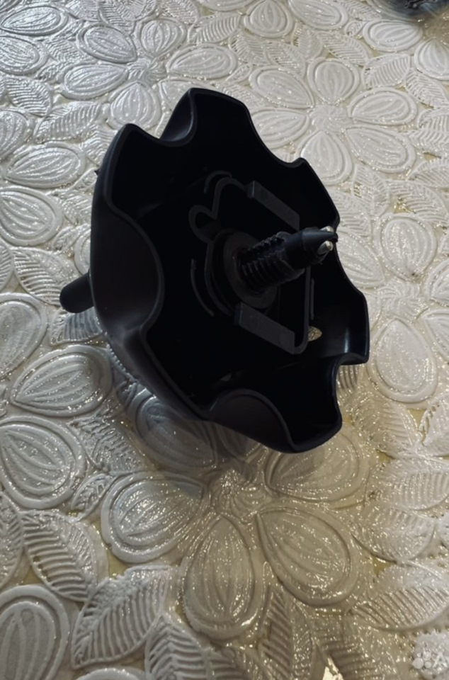 LR040357 ВОЗВРАТНЫЙ МАСЛОШЛАНГ Jaguar Land Rover | Запчасти на DRIVE2